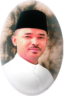 SUHAIZANNOH: YB DATUK IDRIS HARUN PEMIMPIN BERKARISMA